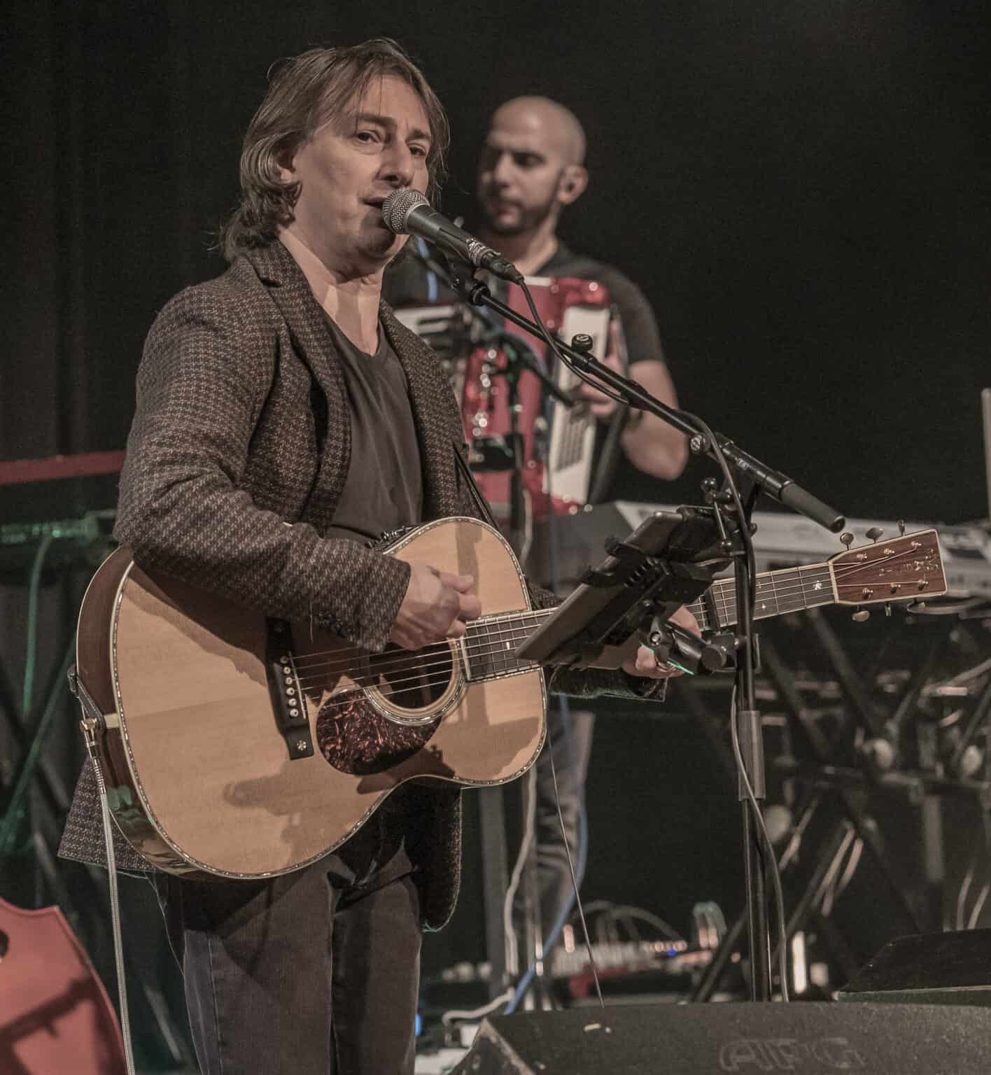 Pippo Pollina & Palermo Acoustic Quintet „canzoni segrete“ - Kulturzwickl